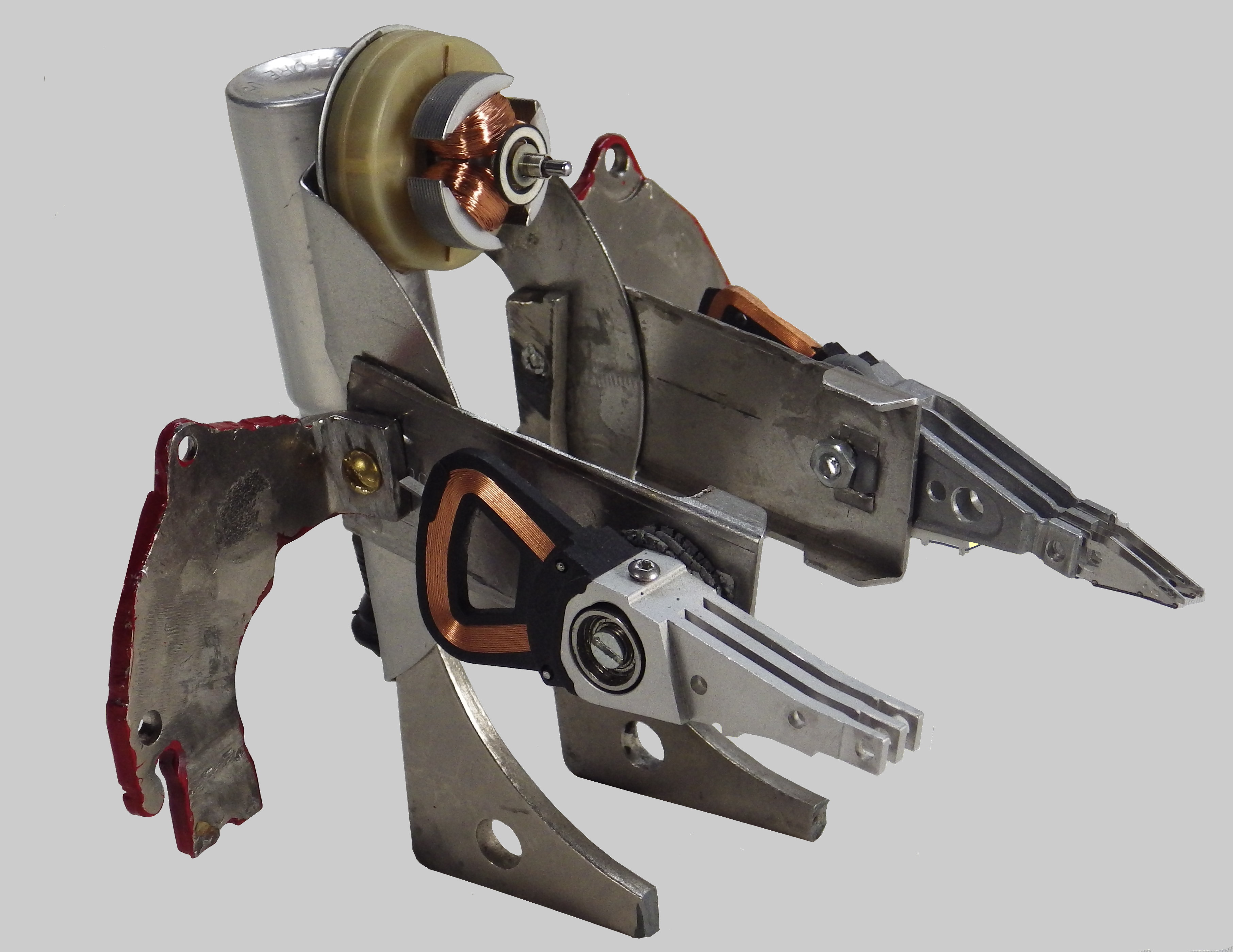 Smallish Robot Type Things – Shouter to Dead Parrots